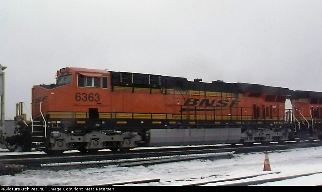 BNSF 6363
